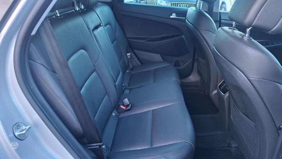 Pelēks Hyundai Tucson 2016 Kauņa, ar dzinēja tilpumu 1.59 L un nobraukumu 171 tūkst. km par 11700 €, foto 20 vietnē AUTOMOTO.COM.LV