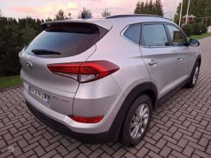 Grey Hyundai Tucson 2016 in Kaunas, with an engine capacity of 1.69 L and mileage of 220 thousand km for 8250 €, photo 6 on AUTOMOTO.COM.LV