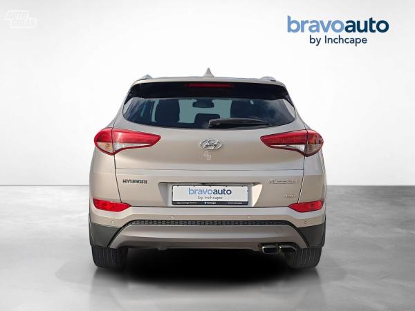 Pelēks Hyundai Tucson 2016 Klaipėda, ar dzinēja tilpumu 1.60 L un nobraukumu 147 tūkst. km par 13500 €, foto 5 vietnē AUTOMOTO.COM.LV