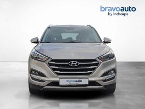 Grey Hyundai Tucson 2016 in Klaipeda, with an engine capacity of 1.60 L and mileage of 147 thousand km for 13500 €, photo 9 on AUTOMOTO.COM.LV