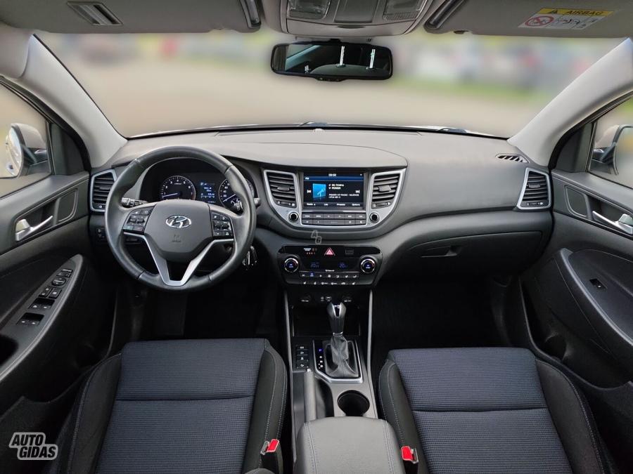 Grey Hyundai Tucson 2016 in Klaipeda, with an engine capacity of 1.60 L and mileage of 147 thousand km for 13500 €, photo 11 on AUTOMOTO.COM.LV