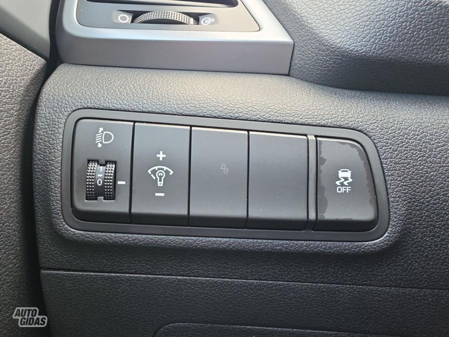 Grey Hyundai Tucson 2016 in Klaipeda, with an engine capacity of 1.60 L and mileage of 147 thousand km for 13500 €, photo 16 on AUTOMOTO.COM.LV