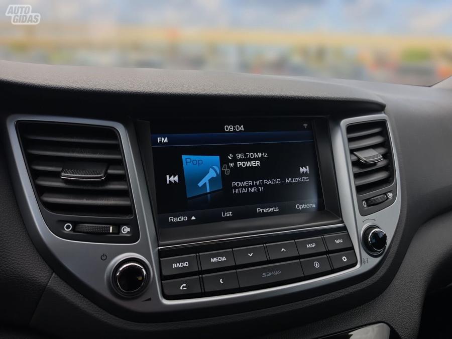 Grey Hyundai Tucson 2016 in Klaipeda, with an engine capacity of 1.60 L and mileage of 147 thousand km for 13500 €, photo 25 on AUTOMOTO.COM.LV