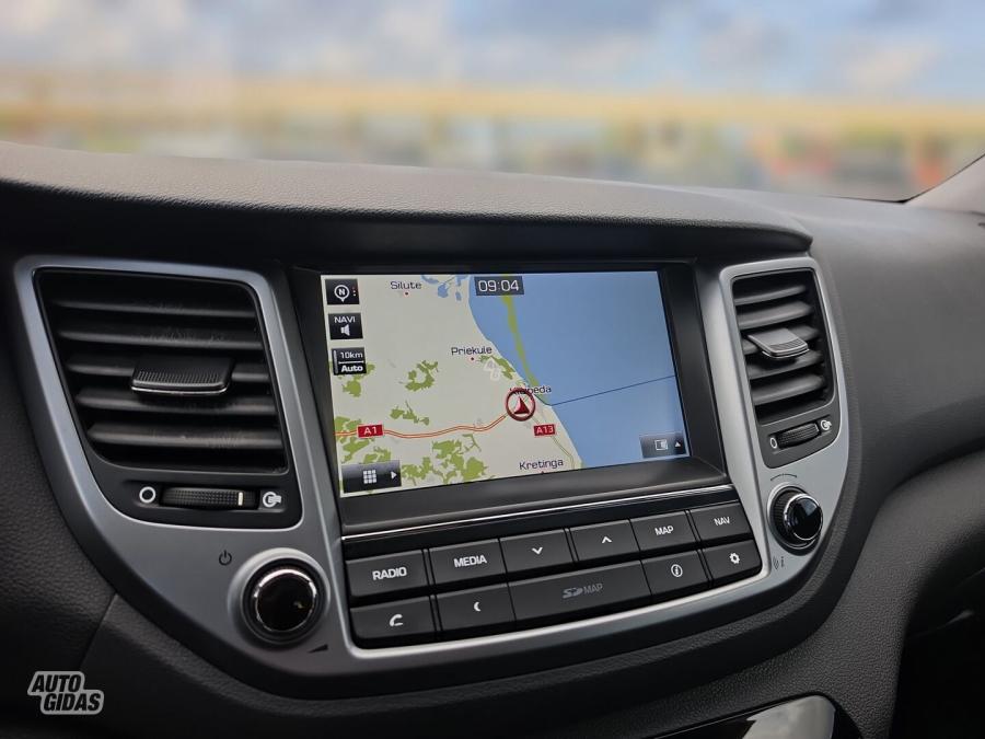 Grey Hyundai Tucson 2016 in Klaipeda, with an engine capacity of 1.60 L and mileage of 147 thousand km for 13500 €, photo 27 on AUTOMOTO.COM.LV