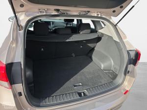 Grey Hyundai Tucson 2016 in Klaipeda, with an engine capacity of 1.60 L and mileage of 147 thousand km for 13500 €, photo 28 on AUTOMOTO.COM.LV