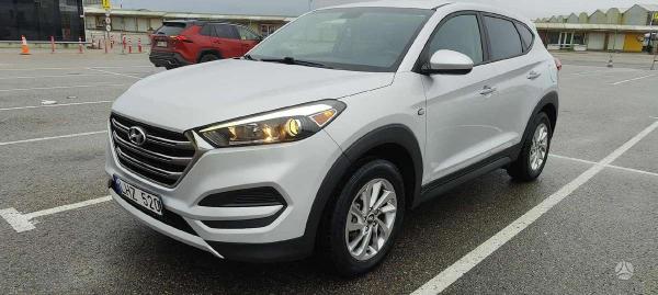 Grey Hyundai Tucson 2017 in Vilnius, with an engine capacity of 2.00 L and mileage of 121 thousand km for 9999 €, photo 5 on AUTOMOTO.COM.LV