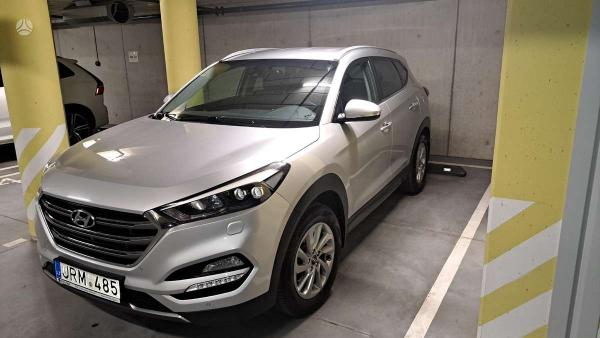 Pelēks Hyundai Tucson 2017 Viļņa, ar dzinēja tilpumu 1.59 L un nobraukumu 147 tūkst. km par 10250 €, foto 2 vietnē AUTOMOTO.COM.LV