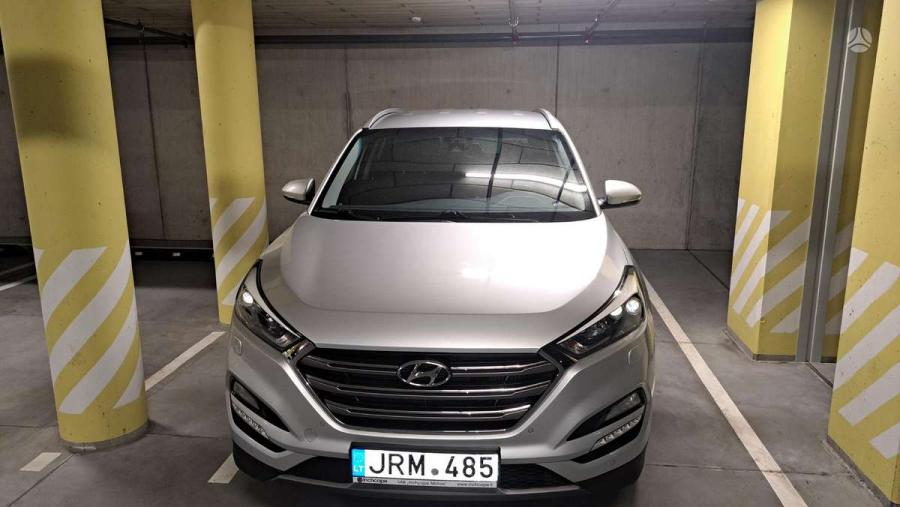 Pelēks Hyundai Tucson 2017 Viļņa, ar dzinēja tilpumu 1.59 L un nobraukumu 147 tūkst. km par 10250 €, foto 3 vietnē AUTOMOTO.COM.LV
