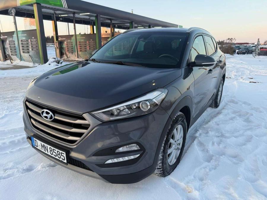 Pelēks Hyundai Tucson 2017 Utena, ar dzinēja tilpumu 2.00 L un nobraukumu 267 tūkst. km par 11900 €, foto 1 vietnē AUTOMOTO.COM.LV