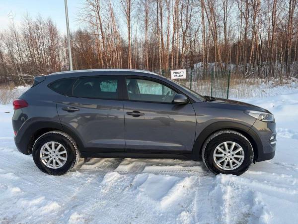 Pelēks Hyundai Tucson 2017 Utena, ar dzinēja tilpumu 2.00 L un nobraukumu 267 tūkst. km par 11900 €, foto 4 vietnē AUTOMOTO.COM.LV