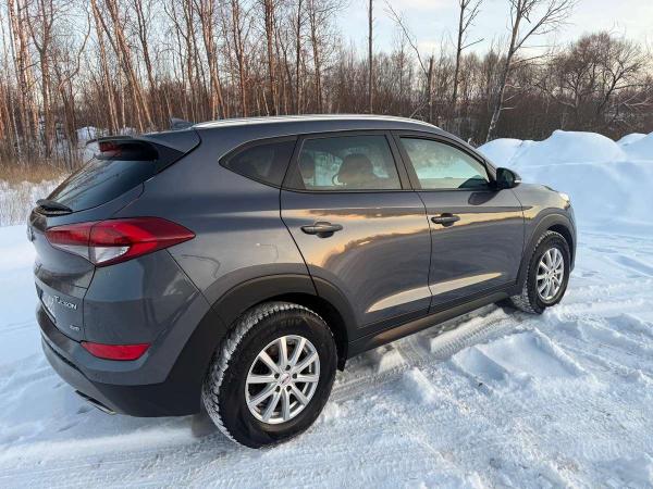 Pelēks Hyundai Tucson 2017 Utena, ar dzinēja tilpumu 2.00 L un nobraukumu 267 tūkst. km par 11900 €, foto 5 vietnē AUTOMOTO.COM.LV