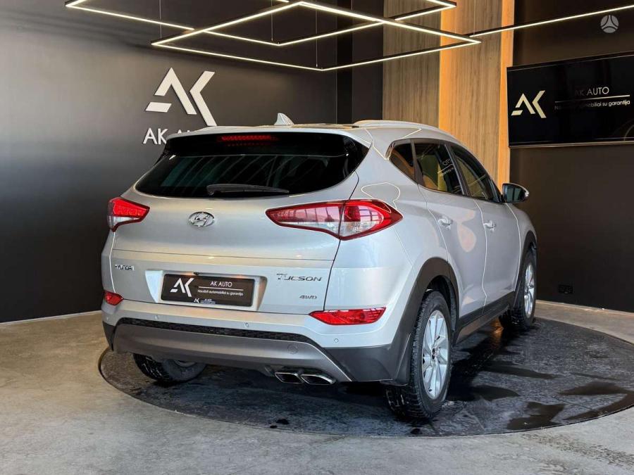 Pelēks Hyundai Tucson 2017 Kauņa, ar dzinēja tilpumu 1.59 L un nobraukumu 147 tūkst. km par 13990 €, foto 10 vietnē AUTOMOTO.COM.LV