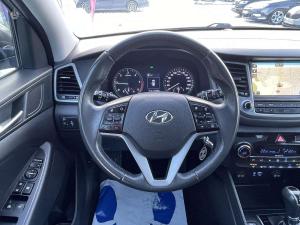 Grey Hyundai Tucson 2017 in Taurage, with an engine capacity of 1.69 L and mileage of 218 thousand km for 10200 €, photo 24 on AUTOMOTO.COM.LV