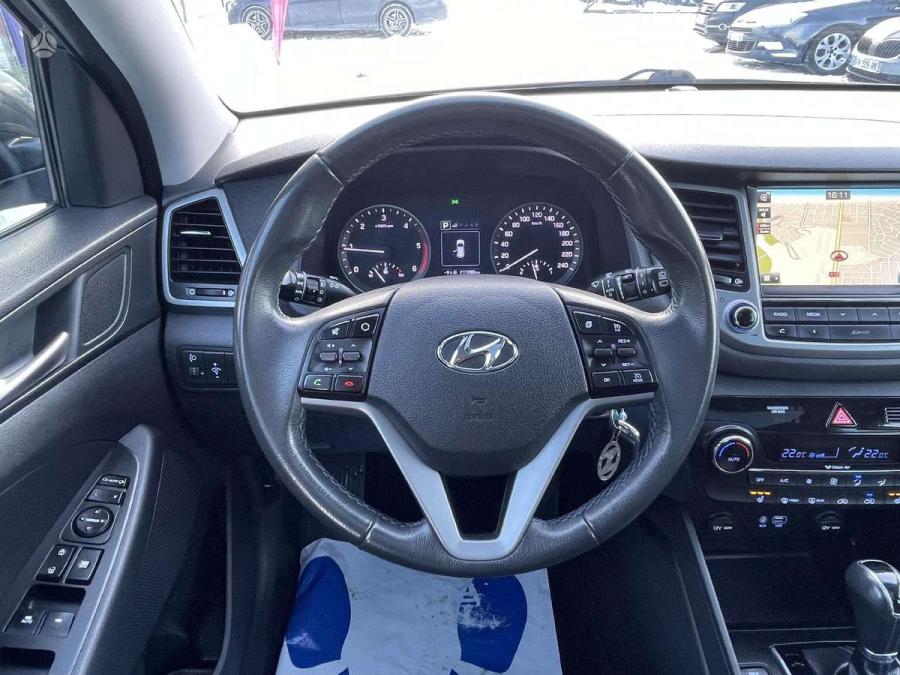 Grey Hyundai Tucson 2017 in Taurage, with an engine capacity of 1.69 L and mileage of 218 thousand km for 10200 €, photo 24 on AUTOMOTO.COM.LV