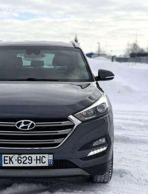 Pelēks Hyundai Tucson 2017 Tauragė, ar dzinēja tilpumu 1.69 L un nobraukumu 250 tūkst. km par 9300 €, foto 4 vietnē AUTOMOTO.COM.LV