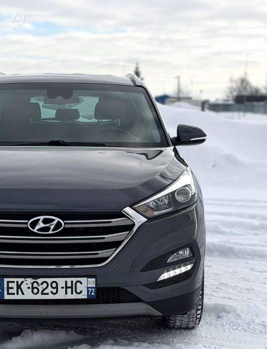 Pelēks Hyundai Tucson 2017 Tauragė, ar dzinēja tilpumu 1.69 L un nobraukumu 250 tūkst. km par 9300 €, foto 4 vietnē AUTOMOTO.COM.LV
