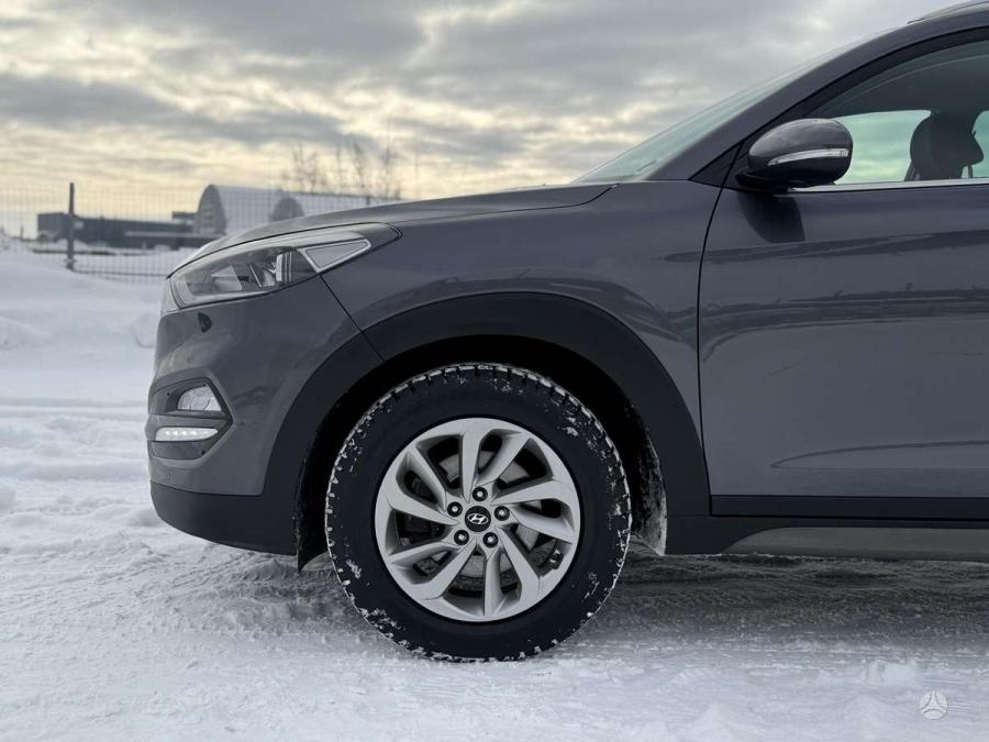 Pelēks Hyundai Tucson 2017 Tauragė, ar dzinēja tilpumu 1.69 L un nobraukumu 250 tūkst. km par 9300 €, foto 11 vietnē AUTOMOTO.COM.LV