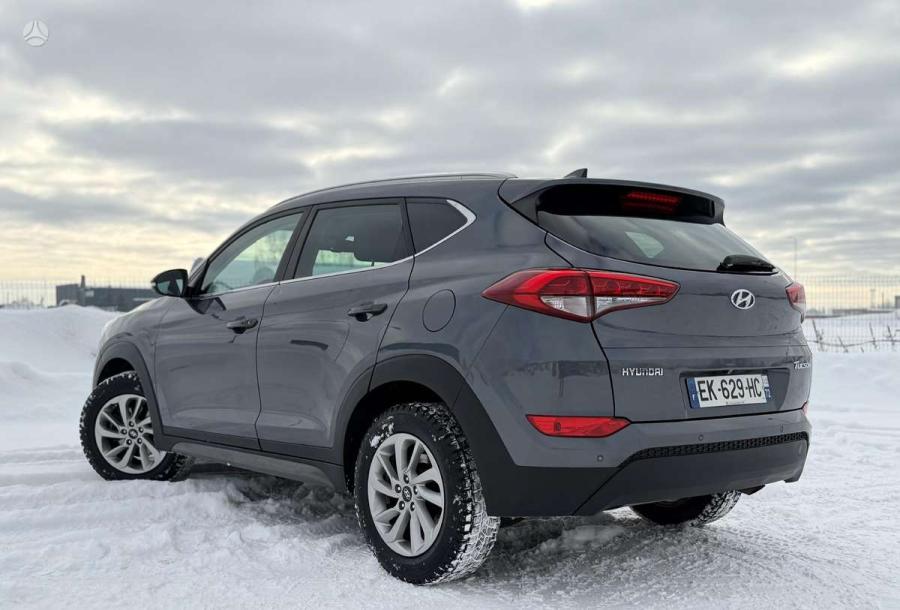 Pelēks Hyundai Tucson 2017 Tauragė, ar dzinēja tilpumu 1.69 L un nobraukumu 250 tūkst. km par 9300 €, foto 15 vietnē AUTOMOTO.COM.LV
