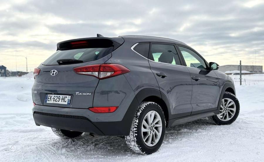 Pelēks Hyundai Tucson 2017 Tauragė, ar dzinēja tilpumu 1.69 L un nobraukumu 250 tūkst. km par 9300 €, foto 16 vietnē AUTOMOTO.COM.LV