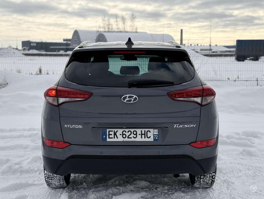 Pelēks Hyundai Tucson 2017 Tauragė, ar dzinēja tilpumu 1.69 L un nobraukumu 250 tūkst. km par 9300 €, foto 17 vietnē AUTOMOTO.COM.LV