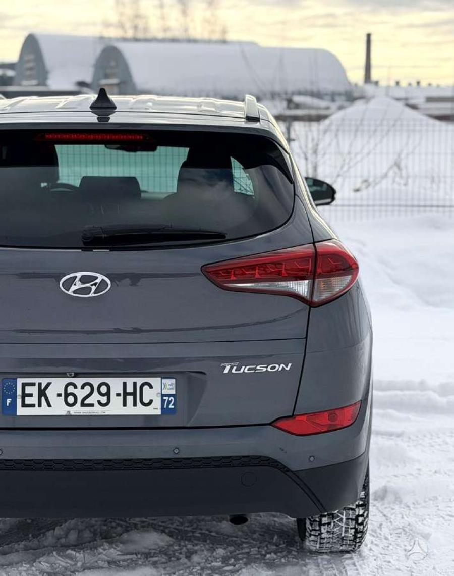 Pelēks Hyundai Tucson 2017 Tauragė, ar dzinēja tilpumu 1.69 L un nobraukumu 250 tūkst. km par 9300 €, foto 18 vietnē AUTOMOTO.COM.LV