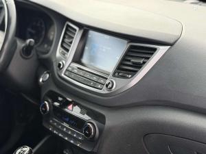 Pelēks Hyundai Tucson 2017 Tauragė, ar dzinēja tilpumu 1.69 L un nobraukumu 250 tūkst. km par 9300 €, foto 30 vietnē AUTOMOTO.COM.LV