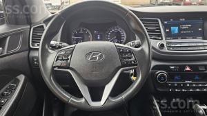 Pelēks Hyundai Tucson 2017 Limbaži, ar dzinēja tilpumu 1.70 L un nobraukumu 200 tūkst. km par 11550 €, foto 15 vietnē AUTOMOTO.COM.LV