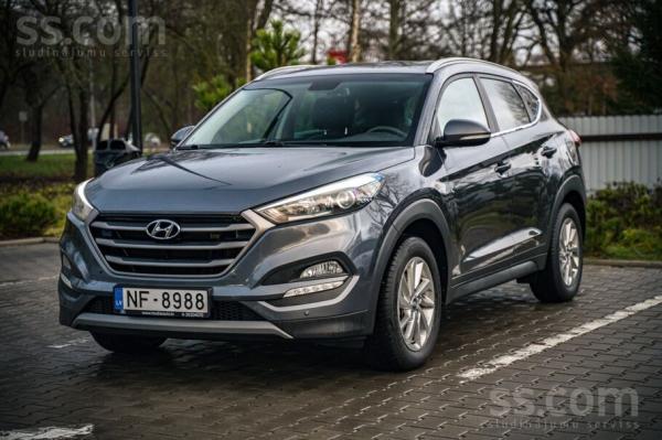 Pelēks Hyundai Tucson 2017 Rīga, ar dzinēja tilpumu 1.70 L un nobraukumu 0 tūkst. km par 9990 €, foto 1 vietnē AUTOMOTO.COM.LV