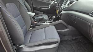 Grey Hyundai Tucson 2017 in Riga, with an engine capacity of 1.70 L and mileage of 200 thousand km for 10950 €, photo 20 on AUTOMOTO.COM.LV