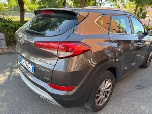 Pelēks Hyundai Tucson 2017 Panevēža, ar dzinēja tilpumu 2.00 L un nobraukumu 208 tūkst. km par 10600 €, foto 5 vietnē AUTOMOTO.COM.LV