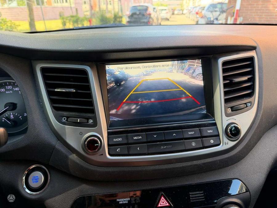 Pelēks Hyundai Tucson 2017 Panevēža, ar dzinēja tilpumu 2.00 L un nobraukumu 208 tūkst. km par 10600 €, foto 12 vietnē AUTOMOTO.COM.LV