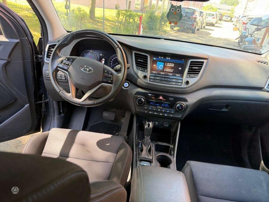 Pelēks Hyundai Tucson 2017 Panevēža, ar dzinēja tilpumu 2.00 L un nobraukumu 208 tūkst. km par 10600 €, foto 15 vietnē AUTOMOTO.COM.LV