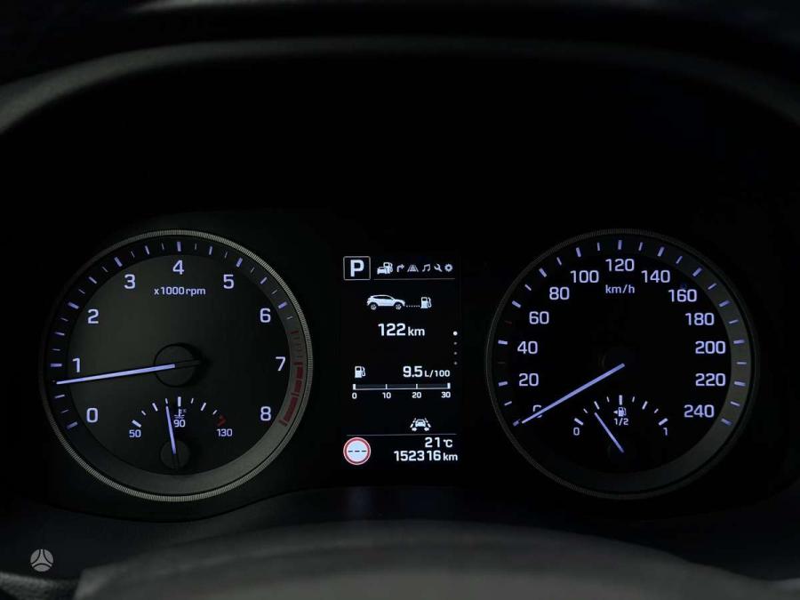 Grey Hyundai Tucson 2017 in Vilnius, with an engine capacity of 1.59 L and mileage of 152 thousand km for 13990 €, photo 30 on AUTOMOTO.COM.LV