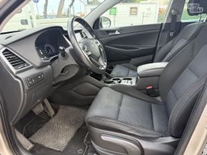 Grey Hyundai Tucson 2017 in Utena, with an engine capacity of 1.70 L and mileage of 171 thousand km for 11900 €, photo 12 on AUTOMOTO.COM.LV