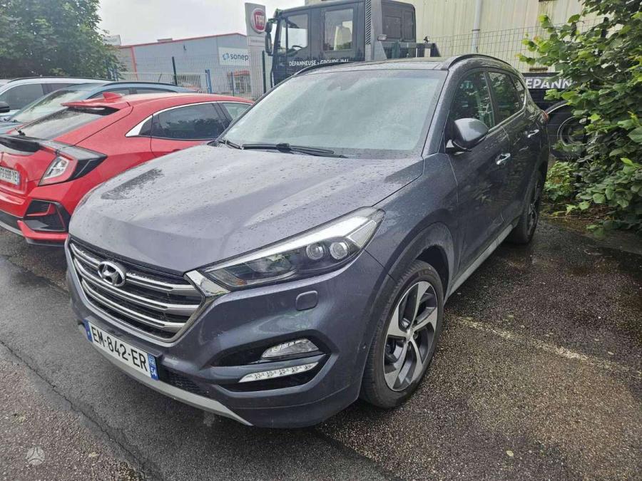 Pelēks Hyundai Tucson 2017 Tauragė, ar dzinēja tilpumu 1.69 L un nobraukumu 120 tūkst. km par 13400 €, foto 1 vietnē AUTOMOTO.COM.LV