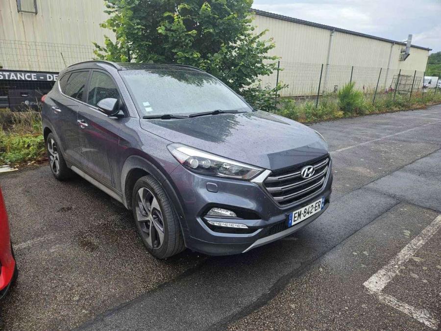 Pelēks Hyundai Tucson 2017 Tauragė, ar dzinēja tilpumu 1.69 L un nobraukumu 120 tūkst. km par 13400 €, foto 3 vietnē AUTOMOTO.COM.LV