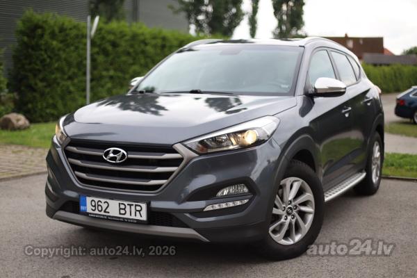 Grey Hyundai Tucson 2017 in Tallinn, with an engine capacity of 1.70 L and mileage of 123 thousand km for 12500 €, photo 2 on AUTOMOTO.COM.LV