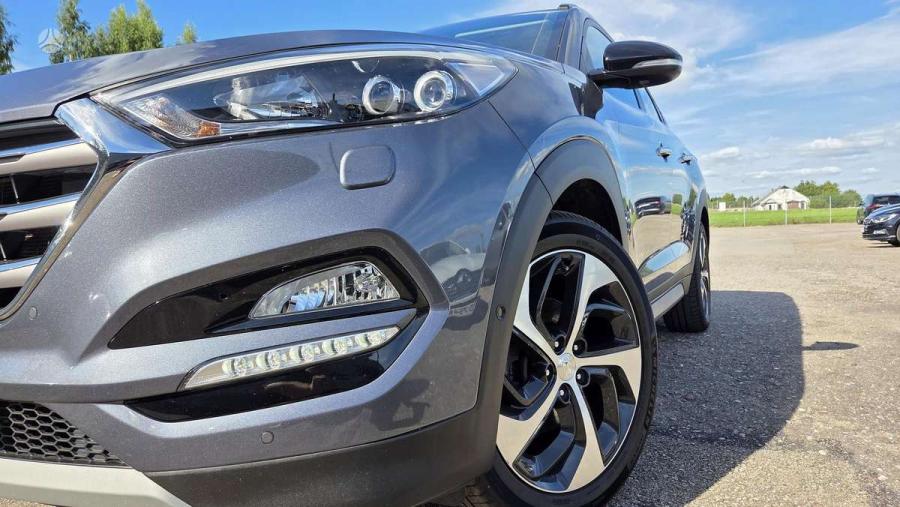 Pelēks Hyundai Tucson 2017 Tauragė, ar dzinēja tilpumu 1.69 L un nobraukumu 122 tūkst. km par 13300 €, foto 3 vietnē AUTOMOTO.COM.LV