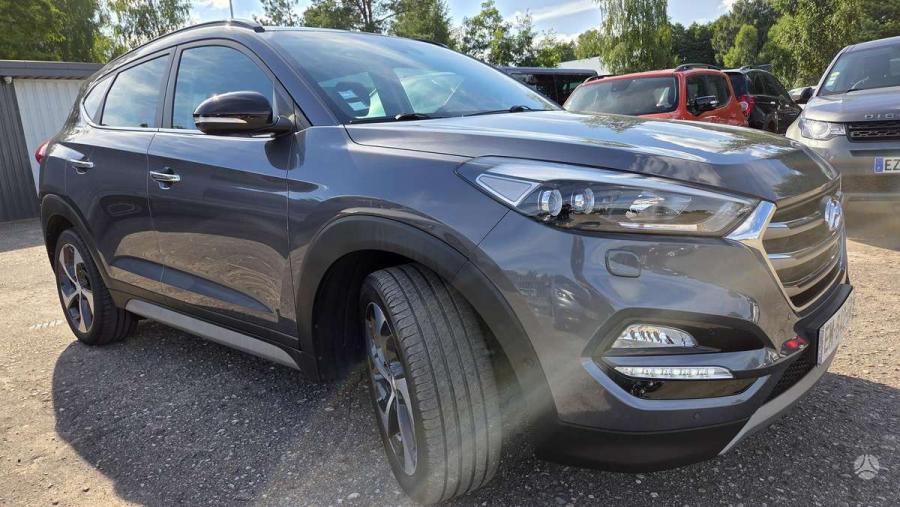 Pelēks Hyundai Tucson 2017 Tauragė, ar dzinēja tilpumu 1.69 L un nobraukumu 122 tūkst. km par 13300 €, foto 6 vietnē AUTOMOTO.COM.LV