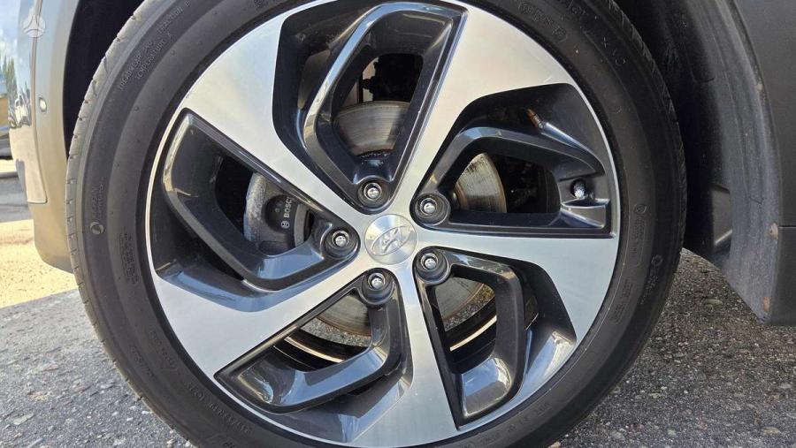 Pelēks Hyundai Tucson 2017 Tauragė, ar dzinēja tilpumu 1.69 L un nobraukumu 122 tūkst. km par 13300 €, foto 56 vietnē AUTOMOTO.COM.LV