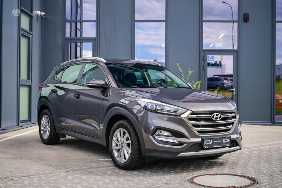 Pelēks Hyundai Tucson 2017 Kauņa, ar dzinēja tilpumu 1.59 L un nobraukumu 200 tūkst. km par 12950 €, foto 1 vietnē AUTOMOTO.COM.LV