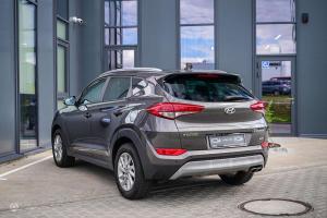 Pelēks Hyundai Tucson 2017 Kauņa, ar dzinēja tilpumu 1.59 L un nobraukumu 200 tūkst. km par 12950 €, foto 9 vietnē AUTOMOTO.COM.LV