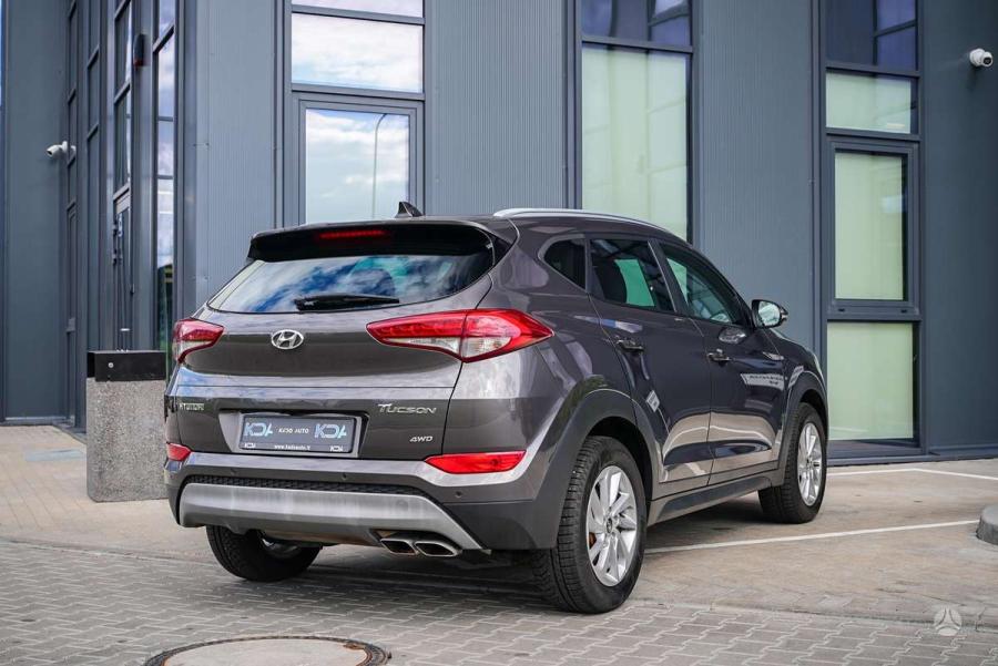 Pelēks Hyundai Tucson 2017 Kauņa, ar dzinēja tilpumu 1.59 L un nobraukumu 200 tūkst. km par 12950 €, foto 10 vietnē AUTOMOTO.COM.LV