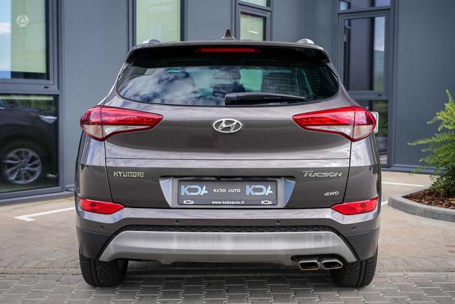 Pelēks Hyundai Tucson 2017 Kauņa, ar dzinēja tilpumu 1.59 L un nobraukumu 200 tūkst. km par 12950 €, foto 12 vietnē AUTOMOTO.COM.LV