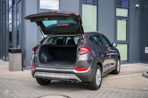 Pelēks Hyundai Tucson 2017 Kauņa, ar dzinēja tilpumu 1.59 L un nobraukumu 200 tūkst. km par 12950 €, foto 14 vietnē AUTOMOTO.COM.LV