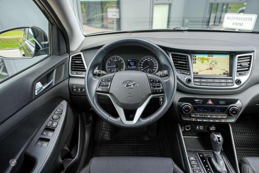 Pelēks Hyundai Tucson 2017 Kauņa, ar dzinēja tilpumu 1.59 L un nobraukumu 200 tūkst. km par 12950 €, foto 17 vietnē AUTOMOTO.COM.LV