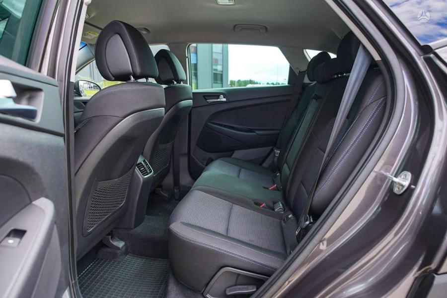 Pelēks Hyundai Tucson 2017 Kauņa, ar dzinēja tilpumu 1.59 L un nobraukumu 200 tūkst. km par 12950 €, foto 34 vietnē AUTOMOTO.COM.LV