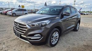 Grey Hyundai Tucson 2017 in Vilnius, with an engine capacity of 1.69 L and mileage of 210 thousand km for 10700 €, photo  on AUTOMOTO.COM.LV