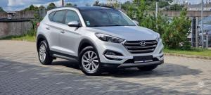 Grey Hyundai Tucson 2017 in Siauliai, with an engine capacity of 1.70 L and mileage of 176 thousand km for 11500 €, photo 3 on AUTOMOTO.COM.LV