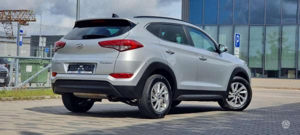 Pelēks Hyundai Tucson 2017 Šauļi, ar dzinēja tilpumu 1.70 L un nobraukumu 176 tūkst. km par 11500 €, foto 5 vietnē AUTOMOTO.COM.LV